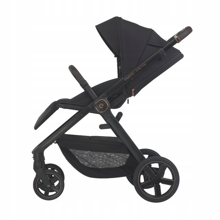 Wózek Espiro Only 2025 - 410 Stylish Black - 4w1 z Astrid i-Size + Baza Isofix - Smyk w Trasie